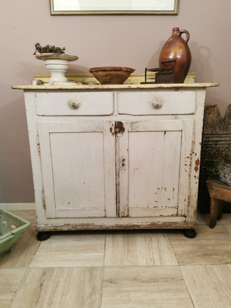 antiek shabby kastje commode - Santiline- antiek shabby kastje 2 lades